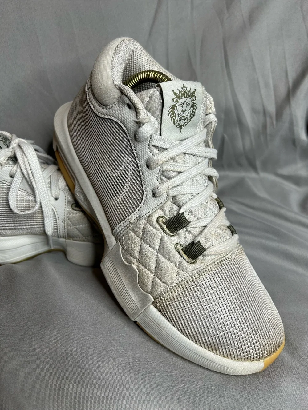 Nike | Shoes | Nike Lebron Witness 8 Fb223903 Mens 75 Basketball Shoes ...